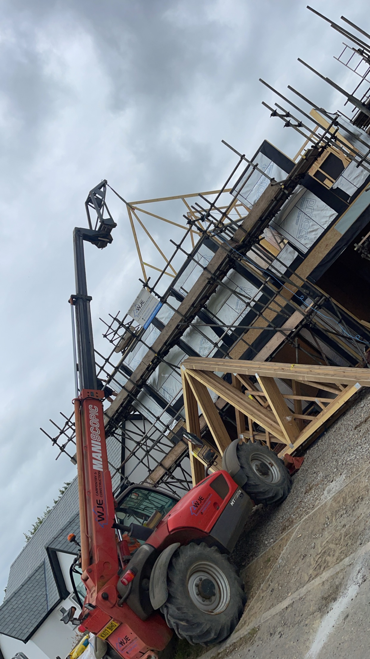 WJE Carpentry & Construction Ltd | Landscaper | FMB, Federation of ...